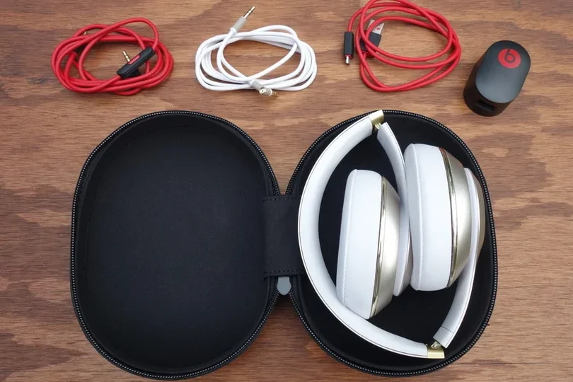 Where is the Power Button on Beats Headphones? Quick Guide to Finding ...