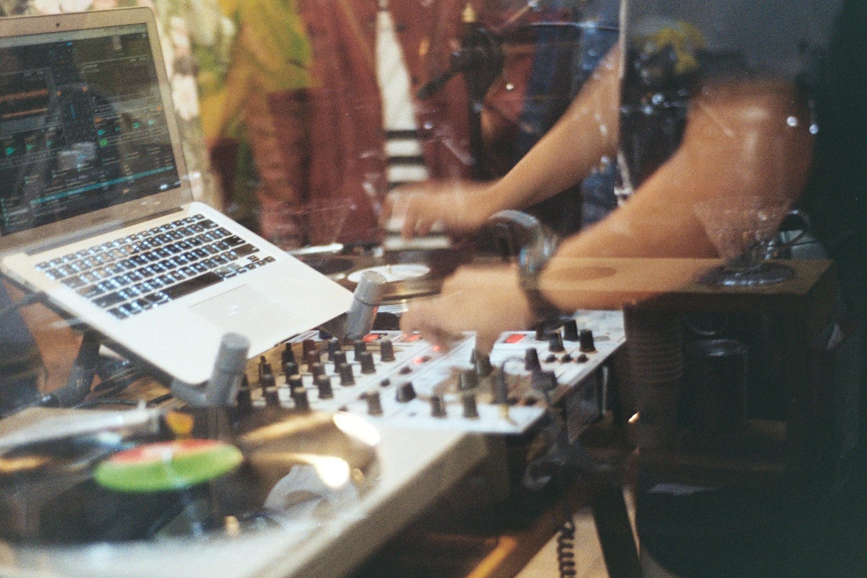 How to Make Audio Faster in Logic: Quick and Easy Tips
