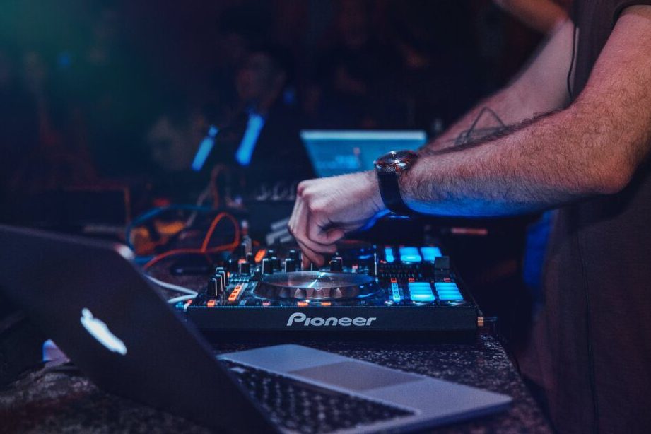 What Is Trap Music A Beginner s Guide what-is-trap-music-a-beginner-s-guide